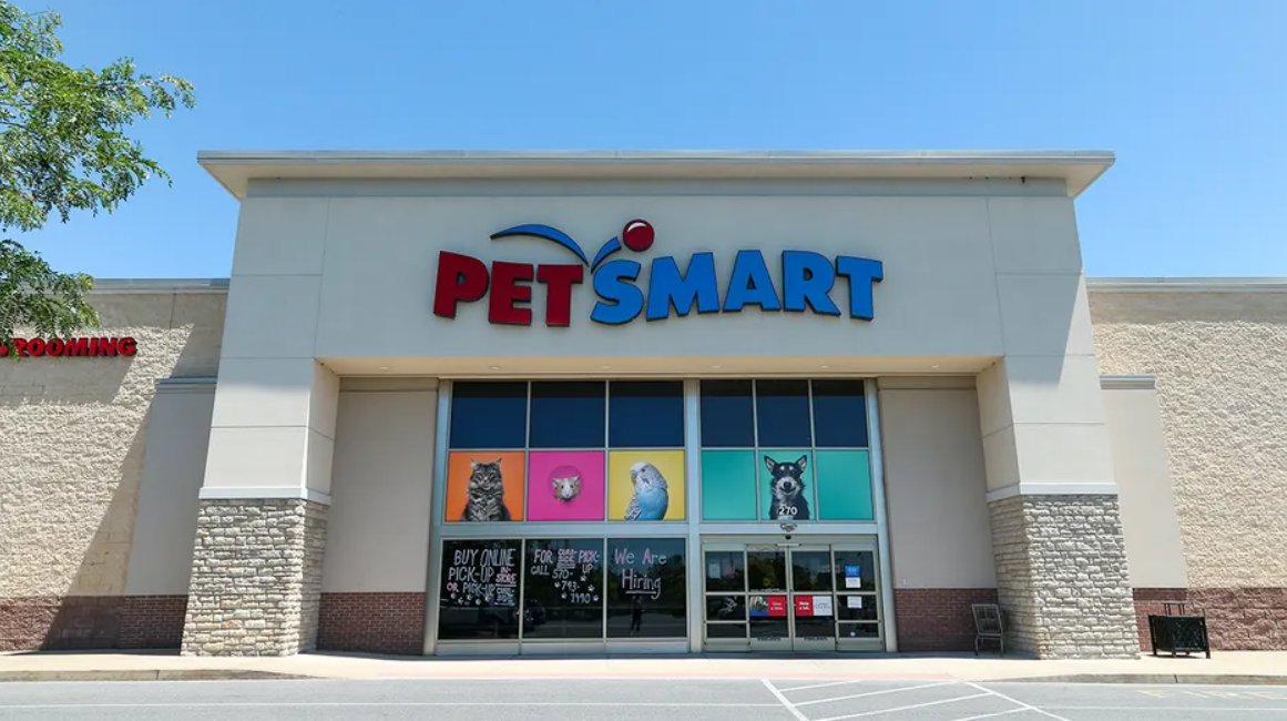 PetSmart dog Service in Byron Center, Michigan | Reviews and contact ...